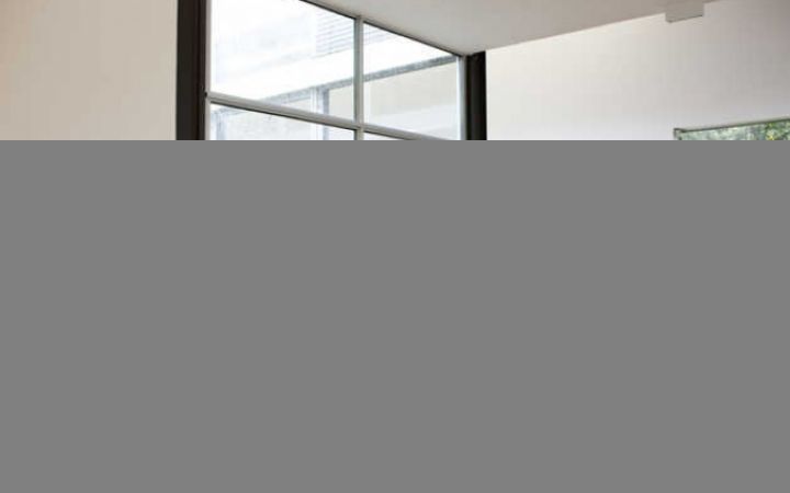 Droog Design Modern Tree-Trunk Bench - Surroundinglighting.com